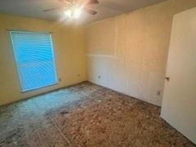 1326 Kingston Drive