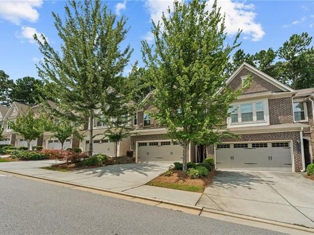 1326 Lanier Vista Dr, Buford, GA 30518