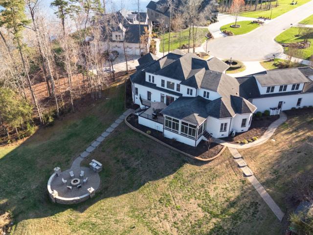 1326 Lochshire Drive