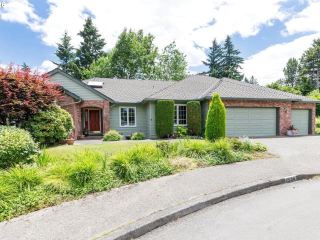 1326 stonehaven dr