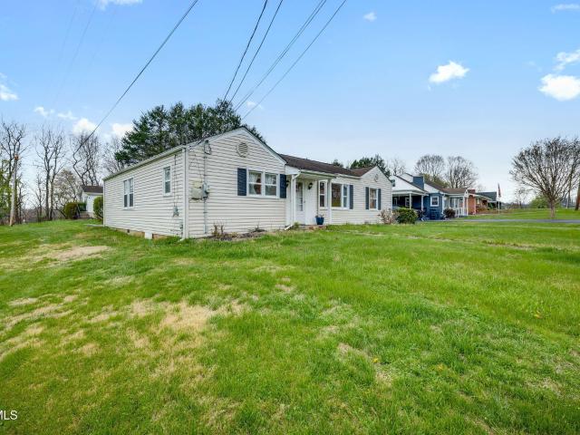 1326 Valley Drive