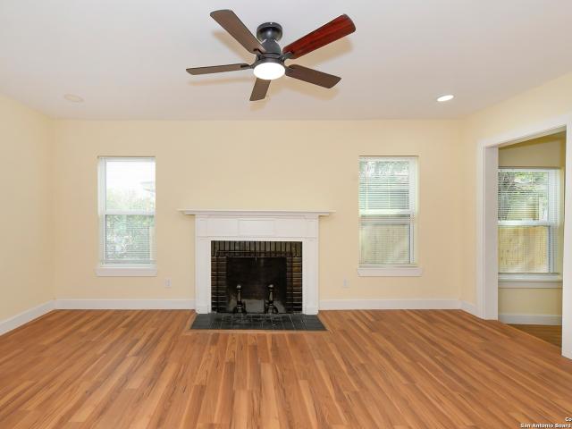 1326 W Lynwood Ave, San Antonio, TX 78201 | MLS #1918 | Compass