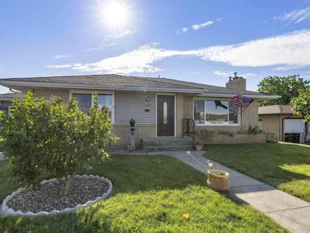1326 6th St, Clarkston, WA 99403