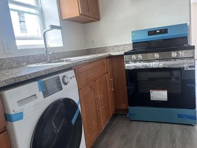 13273 4B, Flushing, NY 11355