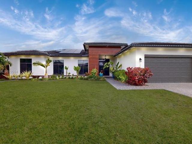 13277 SW 230th St, Miami, FL 33170