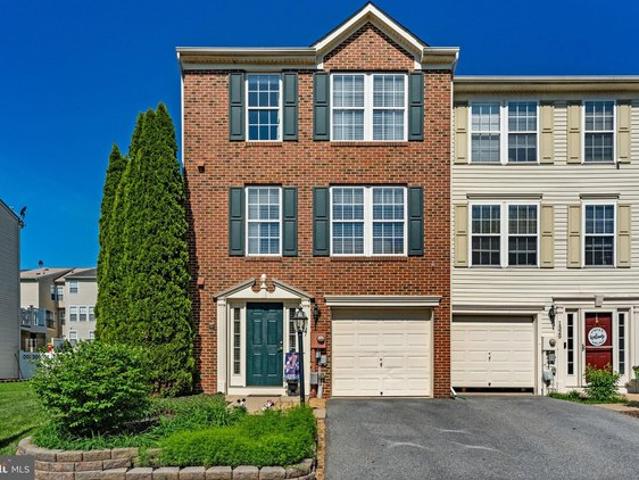 1327 Mare St, Ranson, WV 25438