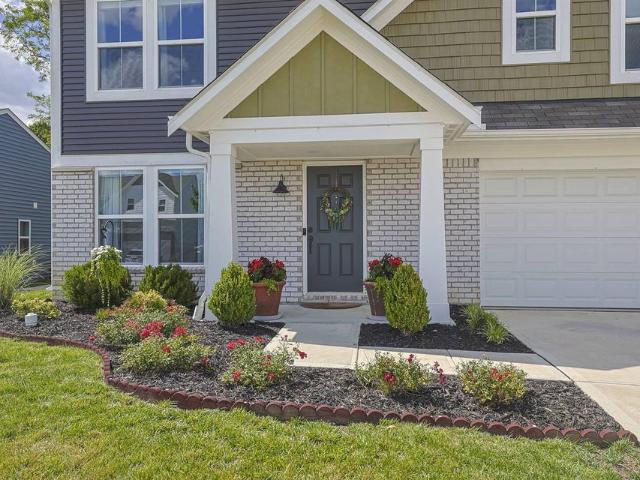 1327 Meadowcrest Circle