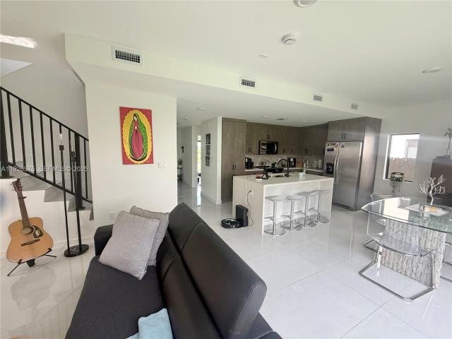 1327 NW 2nd Ln, Unit 1327, Florida City, FL 33034 | MLS #A11926 | Compass