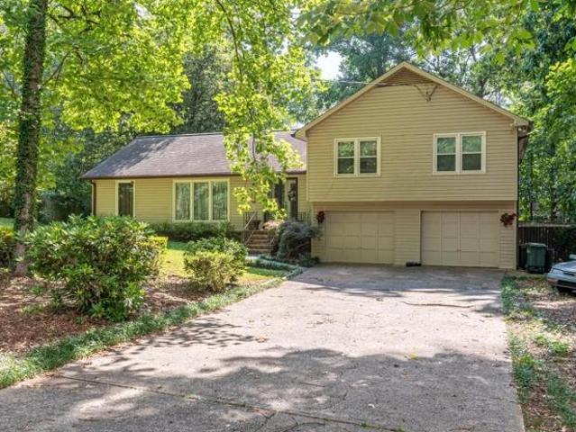 1327 Arden Dr SW, Marietta, GA 30008