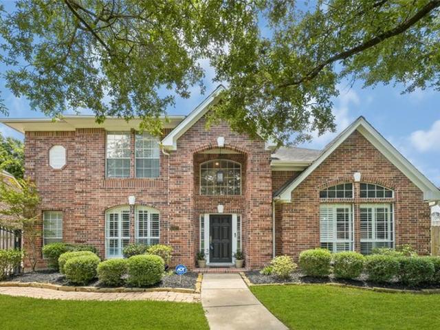 1327 Blackthorne Dr, Houston, TX 77094