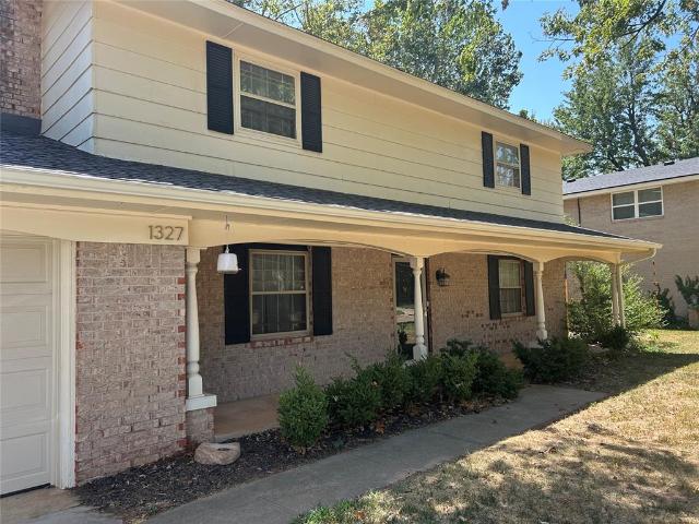 1327 Brookdale Drive