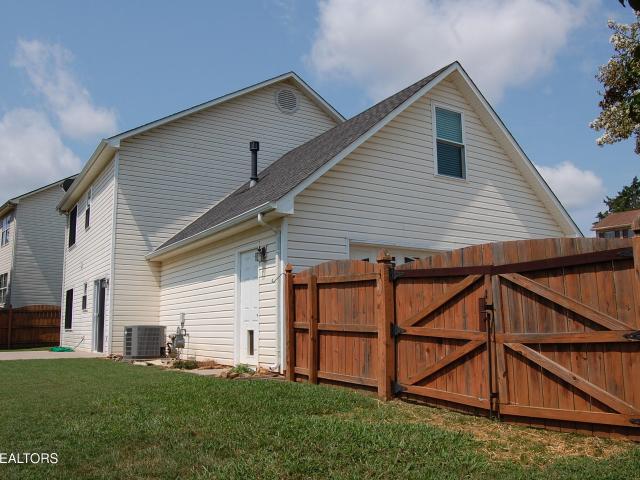 1327 Chatam Ridge Lane