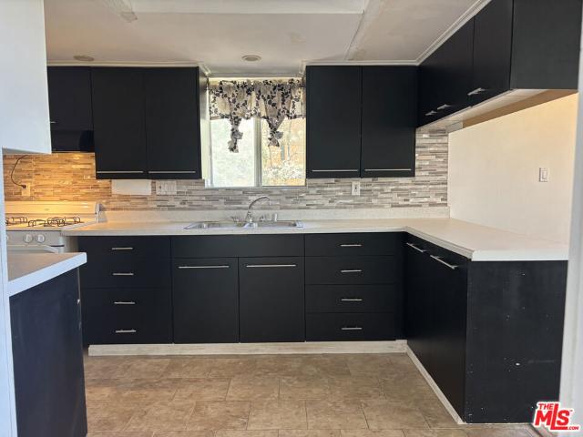 1327 Evergreen Lane