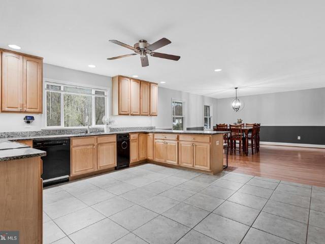 1327 Generals Highway