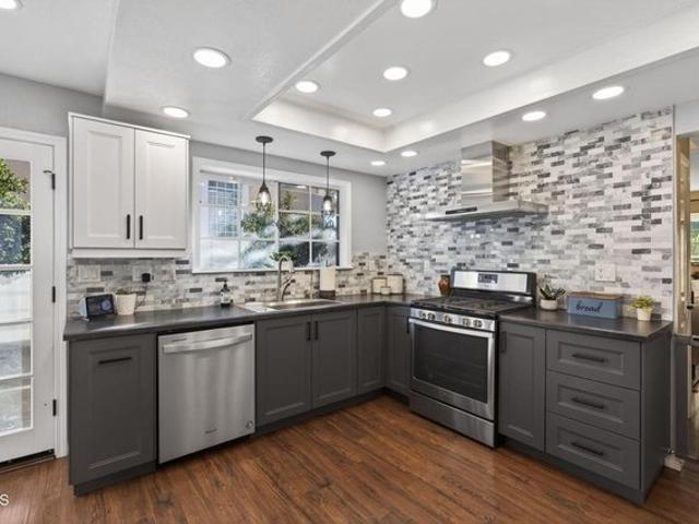 1327 Johnson Dr, Ventura, CA 93003