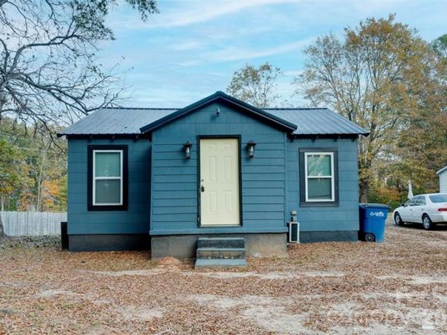 1327 11th St, Statesville, NC 28677
