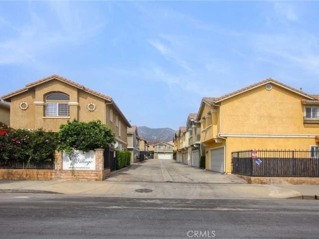 13280 Dronfield Ave, Unit 21, Sylmar, CA 91342 | MLS #GD26069 | Compass