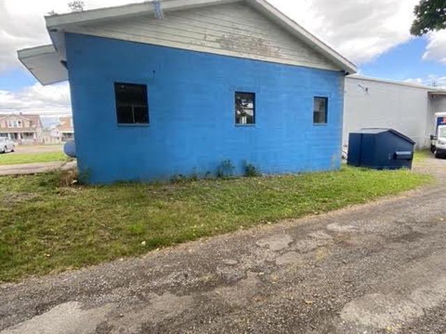 13281 Front Street W