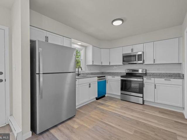 13281 Pine Beach Rd, Princess Anne, MD 21853