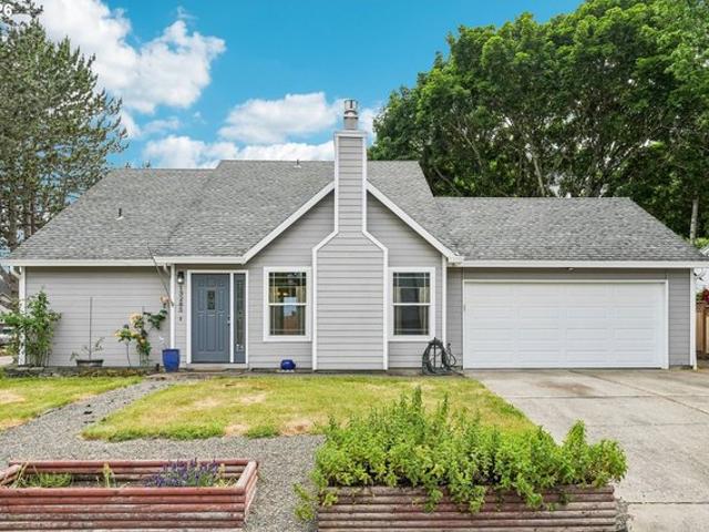13285 SW Brittany Dr, Tigard, OR 97223