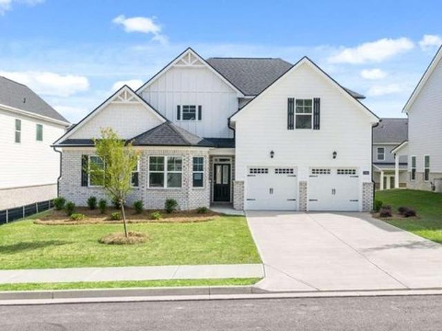 13286 Tolstoy Dr, Covington, GA 30014