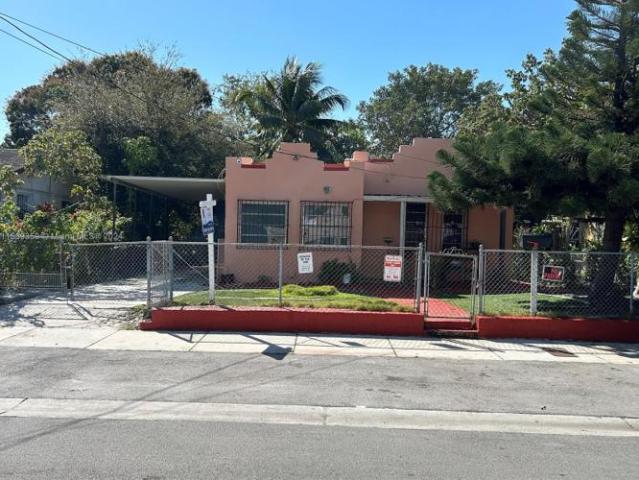 1328 NW 31st St, Miami, FL 33142