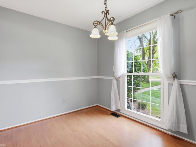 1328 Brook Lane