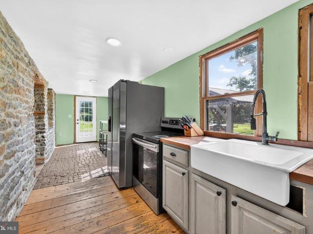 1328 Cobbler Road