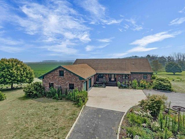 1328 County Road M, Pickett, WI 54964