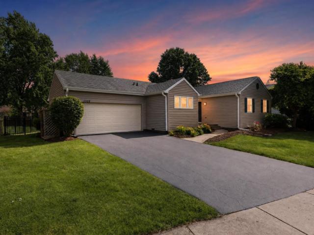 1328 Creighton Avenue