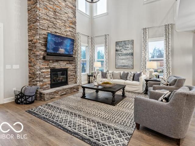 1328 Dutchess Drive