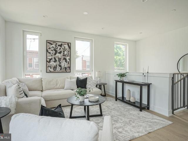 1328 E Berks Street # B3