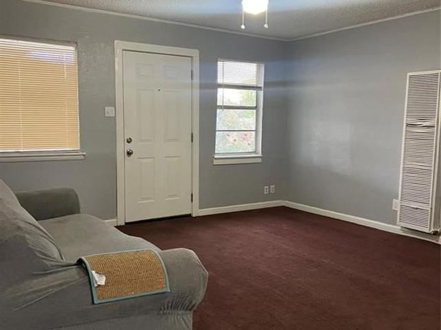 1328 E Jessamine St, Fort Worth, TX 76104 | MLS #21177