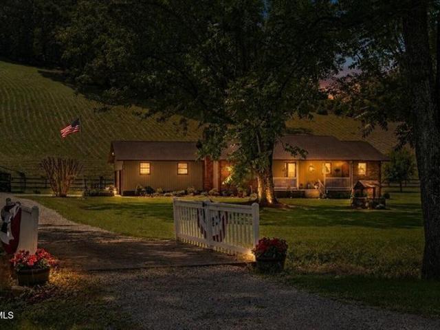 1328 Gap Creek Rd, Elizabethton, TN 37643