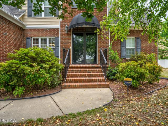 1328 Genoa Court