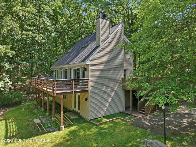 1328 Kensington Drive