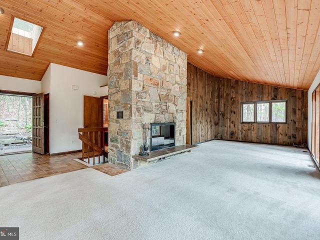 1328 Potomac School Road