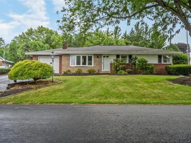 1328 Russett Rd, Upper Macungie Township, PA 18104