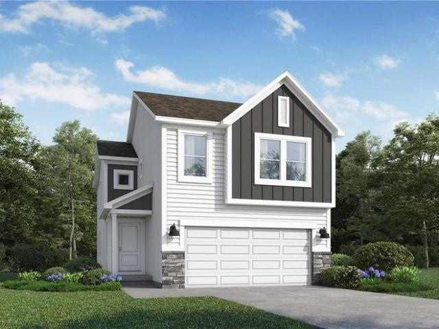 1328 SE Windbreak Dr, Lee's Summit, MO 64081