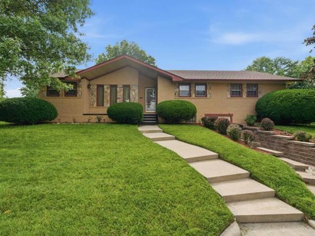 1328 Shamrock St, Junction City, KS 66441