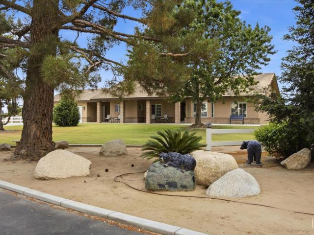 1328 Valov Lane