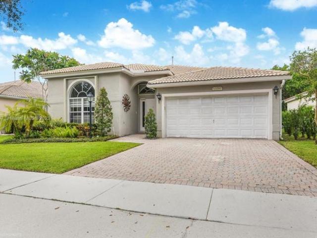 13290 18th St NW, Pembroke Pines, FL 33028