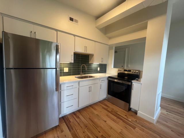 1329 Main St
