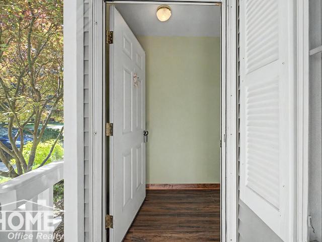 1329 N Ball Street