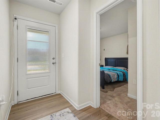 1329 Nia Road