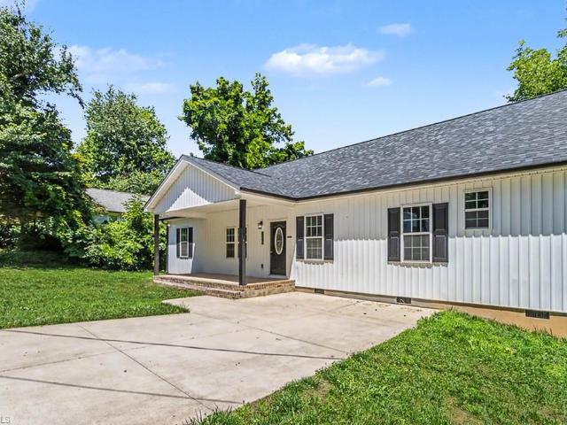 1329 Belleauwood Street