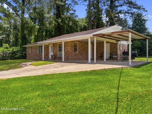 1329 Dan St, Prentiss, MS 39474