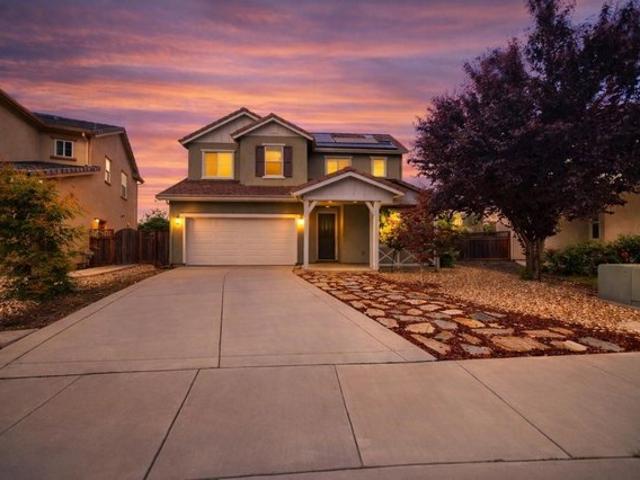 1329 Darrow Dr, Lathrop, CA 95330