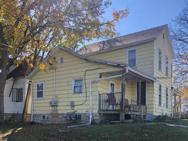1329 Des Moines
