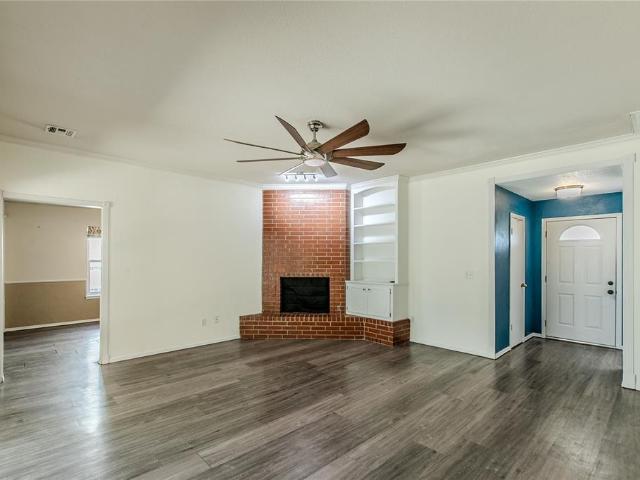 1329 Greenfield Drive